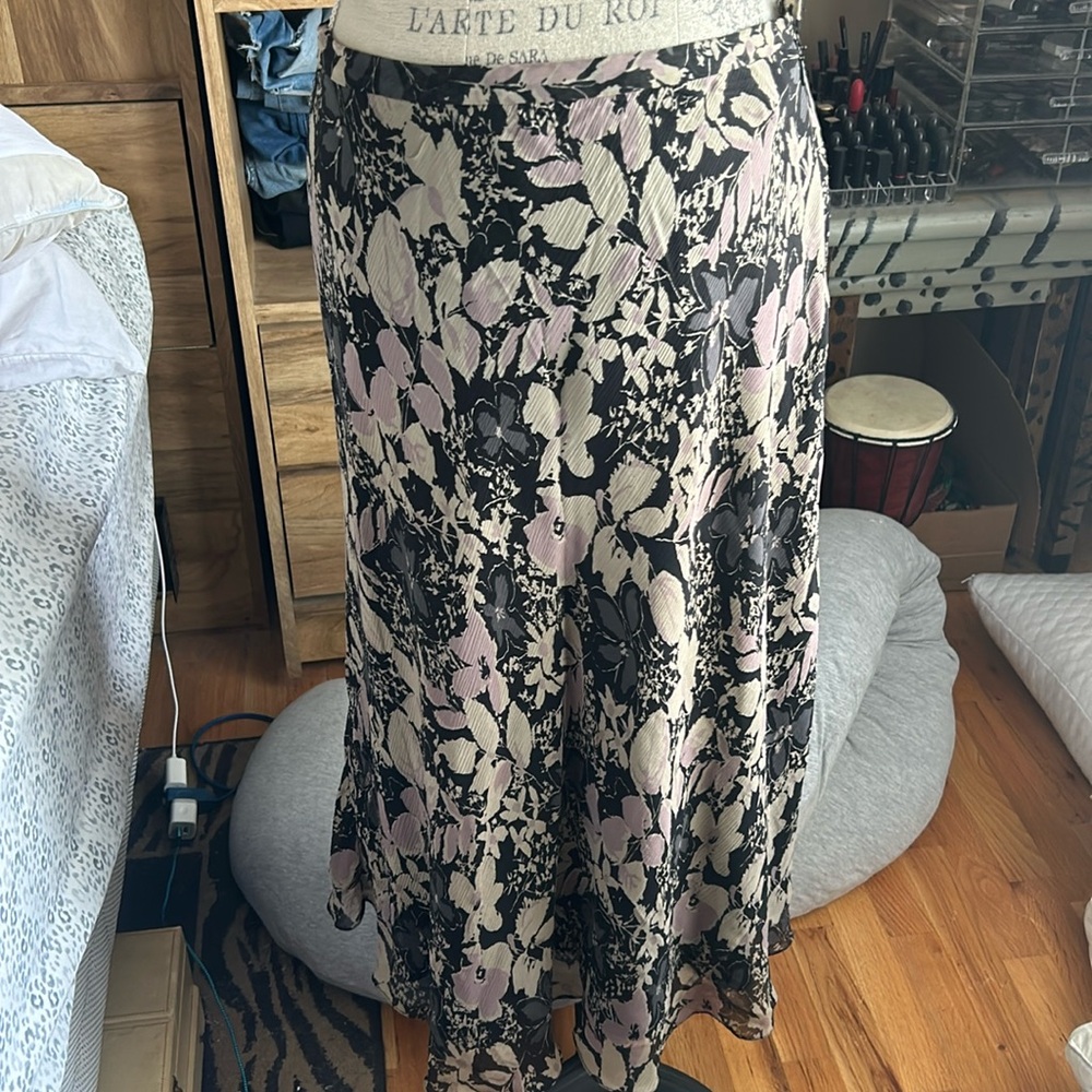 Kate Hill Silk Floral Pleated Skirt - 10p - Gem